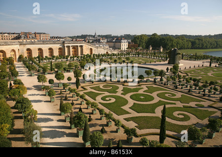 The Palace of Versailles. Paris France. The Gardens. Mirror Pool Stock ...