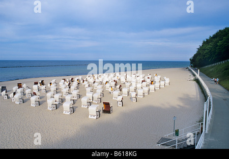 North Sea beach with beach chairs, deserted, Weststrand List, Sylt ...