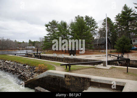 Songo Lock Located on the Songo River which connects Sebago Lake to ...