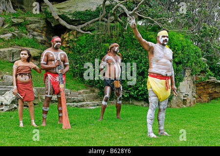 Aboriginal Music and Dance Stock Photo - Alamy