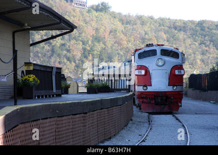 The Branson Scenic Railway diesel train Stock Photo - Alamy