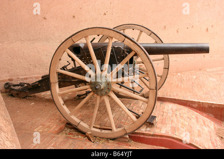 1882 dated breech loading German Krupp artillery piece captured during ...
