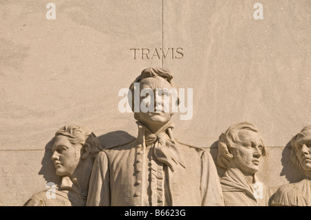 Wiliiam B Travis sculpture alamo commander Spirit of sacrifice Alamo ...