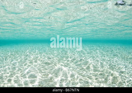 Underwater light reflections in an outdoor swimming pool Stock Photo ...