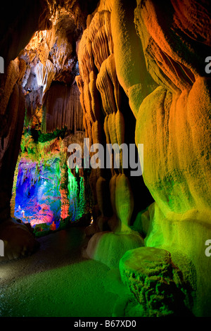 Rock formations in a cave, Lotus cave, XingPing, Yangshuo, Guangxi ...