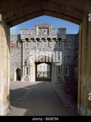Windsor Castle St. George's Gate in Windsor, UK Stock Photo - Alamy