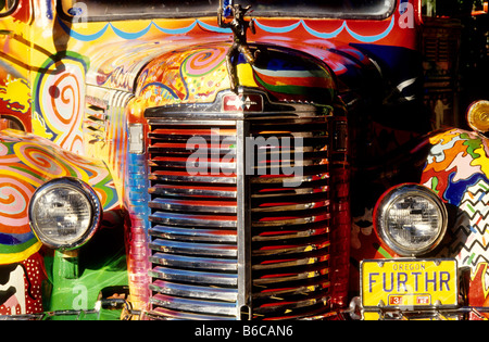 Ken Kesey's Merry Prankster bus Furthur parks. The Pignic at Wavy Gravy ...