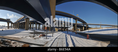 Milwaukee highway structure Stock Photo - Alamy