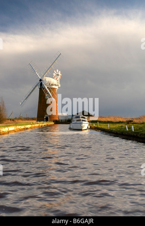 Horsey Staithe windpump drainage windmill Grade II listed building on ...