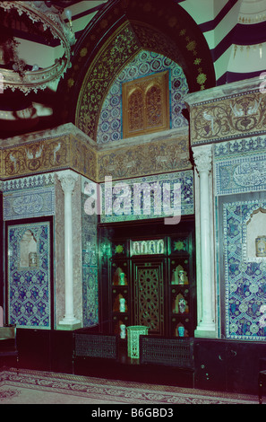 The Arab Hall at Leighton House Stock Photo - Alamy