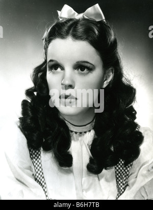 Judy Garland in The Wizard of Oz trailer 2 Stock Photo - Alamy