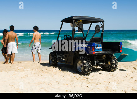 Lifeguard and dune buggy on patrol on Bondi beach Stock Photo - Alamy