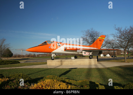 Douglas F5D Skylancer Space return test aircraft flown by Neil ...