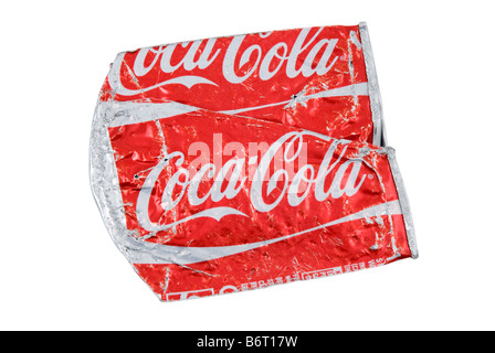 Coke Can crushed rubbish discarded litter in grass Stock Photo - Alamy