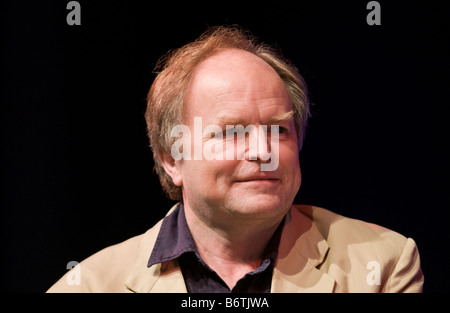 Television & radio presenter & former barrister Clive Anderson Stock ...