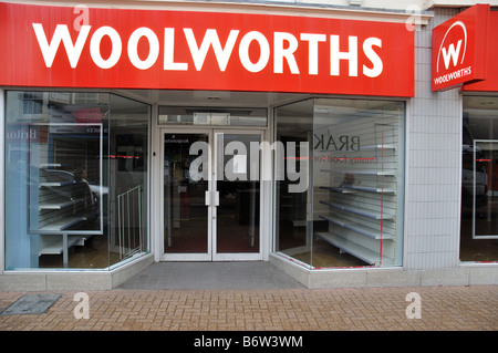 Woolworths Store Closing, Empty Hight Street Shop, Newport, Isle of ...