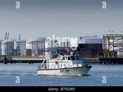 New York Department of Environmental Protection sludge vessel 'North ...