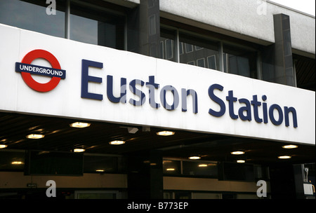 London, Euston Station Sign, England Stock Photo: 96584583 - Alamy