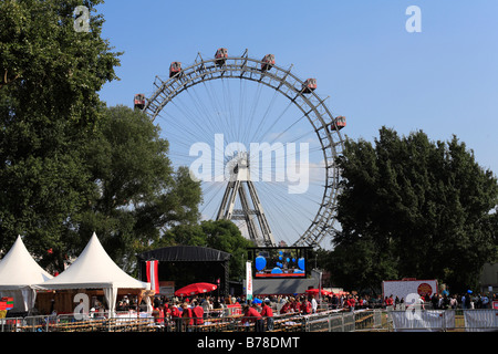 Giant wheel, Wiener Prater, amusement park, Vienna, Vienna, Austria ...