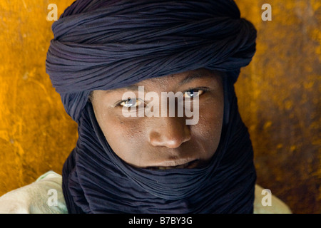 Tuareg wearing black turban in Djenné, Mali Stock Photo - Alamy