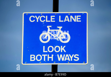 cycle lane, look both ways sign Stock Photo - Alamy