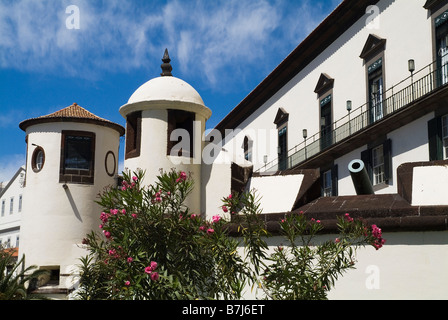 dh Palacio de Lourenco FUNCHAL MADEIRA Castle walls and turrets Stock ...