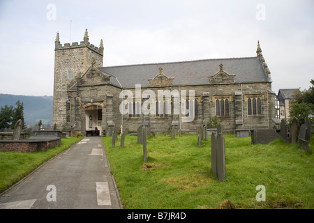 St Peter's Parish Church in the village of Fyvie, Aberdeenshire ...