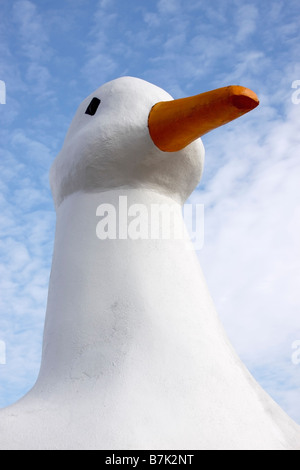 The Big Duck, a monument to the Long Island, New York duck farming ...