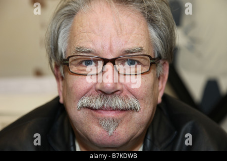 Robert Ballagh prominent Irish artist Stock Photo - Alamy