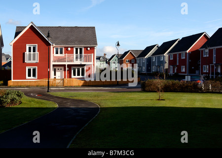 New housing development, Leybourne Lakes, Kent, England, UK Stock Photo ...