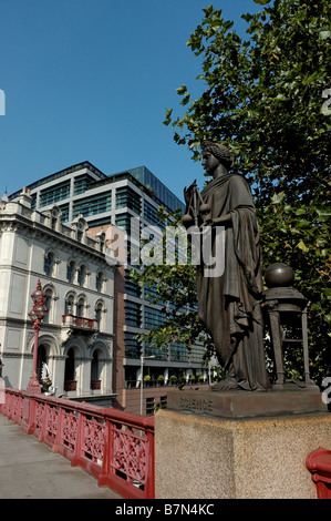 Statue of Science on Holborn Viaduct, London. Bronze statue of a female ...