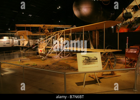 Wright Brothers' Military Flyer 1909 Photograph Stock Photo - Alamy