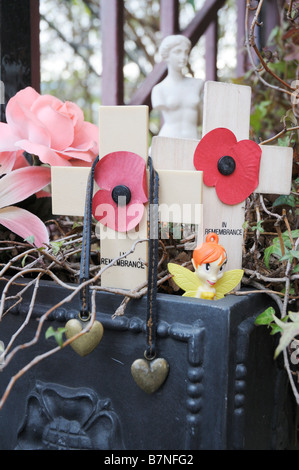 Gate shrine of Crossbones Cemetery, London Stock Photo - Alamy