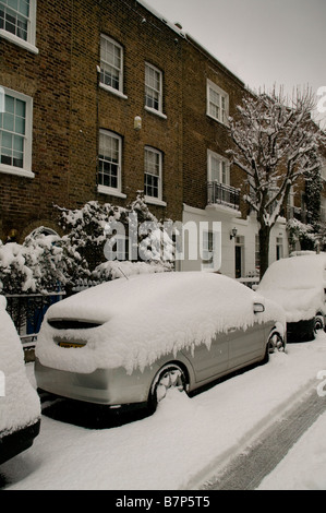 Snow fall in London winter 2018 Stock Photo - Alamy