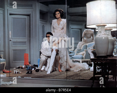ARABESQUE, Alan Badel, Sophia Loren, 1966 Stock Photo - Alamy