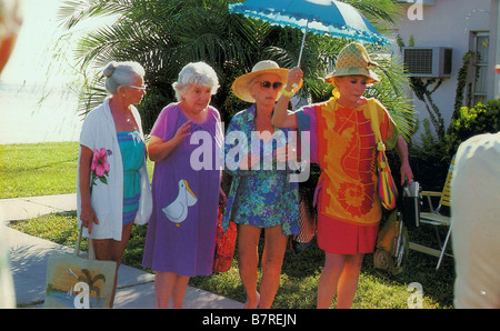 COCOON: THE RETURN, Gwen Verdon, Jessica Tandy, Hume Cronyn, 1988, TM ...