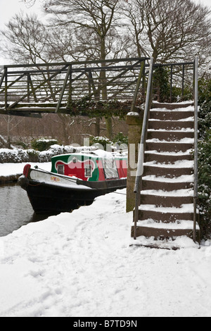 Whaley Bridge Canal Basin, Peak District, England, UK Stock Photo - Alamy