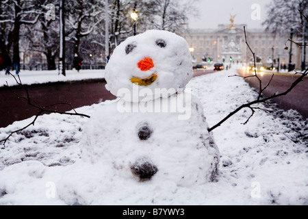 Snowman In The Mall London UK Europe Stock Photo - Alamy