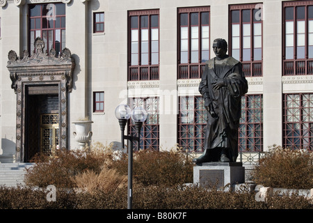 Statue of Christopher Columbus statue Columbus OH Stock Photo - Alamy
