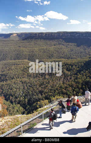 A landscape scene of Jamison Lookout Scenic spot in Blue Mountains ...