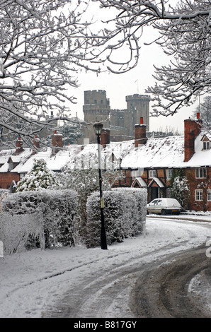 Bridge End and Warwick Castle with snow, Warwick, Warwickshire, England ...