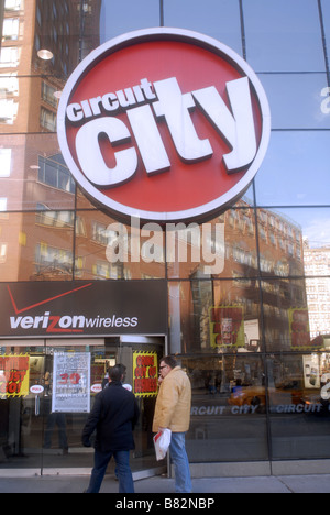 Circuit City electronics store in New York Stock Photo - Alamy