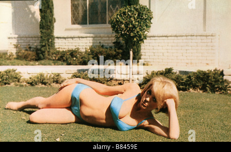 A GUIDE FOR THE MARRIED MAN, Inger Stevens (bikini), Claire Kelly (second from left), 1967, TM ...