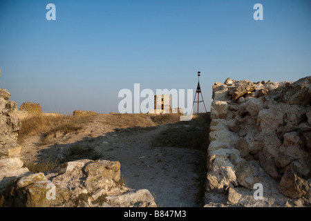 Ancient ruins on a deserted land Stock Photo - Alamy