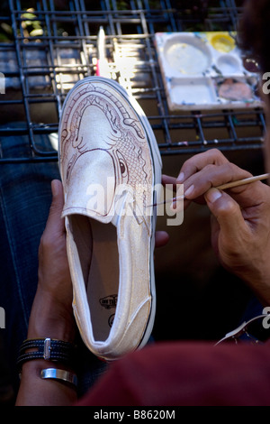 Shoe shop at Chatuchak Market, Bangkok, Thailand Stock Photo - Alamy