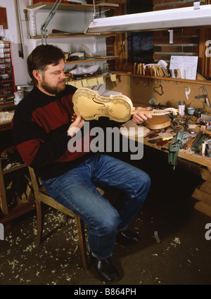 Hardanger Fiddle Maker, Hardanger Folkemuseum, Utne in Hardanger ...
