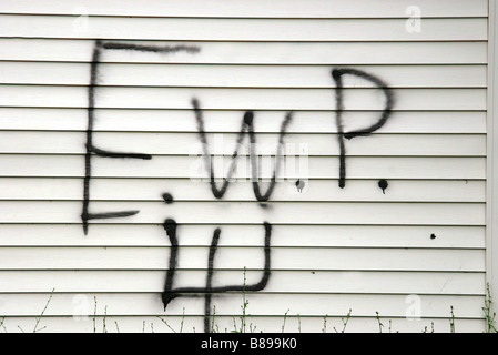 Gang markings on a house in Detroit Stock Photo - Alamy