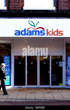 Adams clothing store & shop front indoor in shopping mall Adams ...