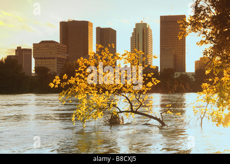 Summer Flooding, Red River, Winnipeg, Manitoba Stock Photo - Alamy