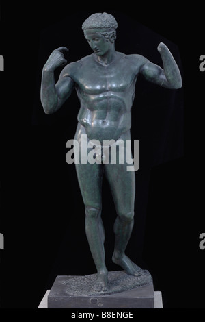 Polykleitos Diadumenos about 420 c BC Statue Art Ancient Greek ...